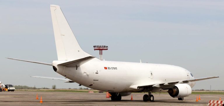 Boeing 737 airbourned | New Way Cargo Airlines